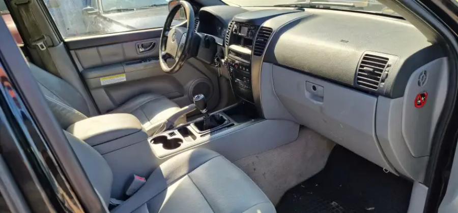 Melns Kia Sorento 2005 Valmiera, ar dzinēja tilpumu 2.50 L un nobraukumu 248 tūkst. km par 1500 €, foto 12 vietnē AUTOMOTO.COM.LV