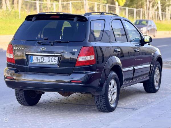Melns Kia Sorento 2005 Viļņa, ar dzinēja tilpumu 2.50 L un nobraukumu 299 tūkst. km par 2000 €, foto 8 vietnē AUTOMOTO.COM.LV