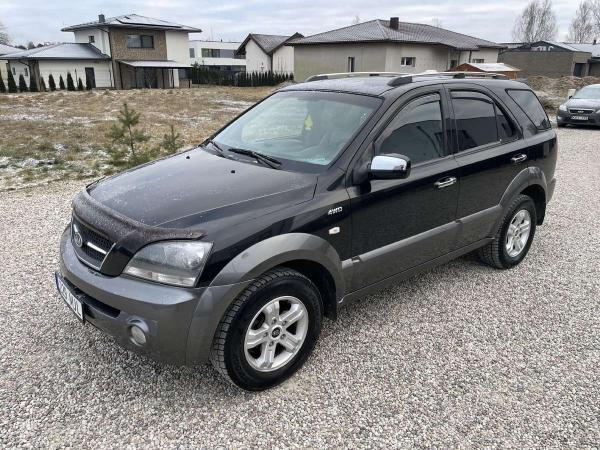 Melns Kia Sorento 2006 Viļņa, ar dzinēja tilpumu 2.50 L un nobraukumu 176 tūkst. km par 2350 €, foto 1 vietnē AUTOMOTO.COM.LV