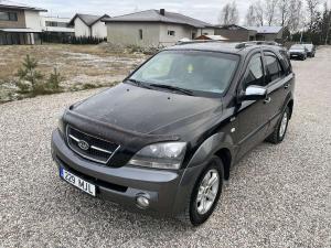Black Kia Sorento 2006 in Vilnius, with an engine capacity of 2.50 L and mileage of 176 thousand km for 2350 €, photo 2 on AUTOMOTO.COM.LV