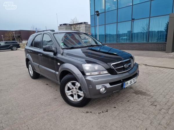 Melns Kia Sorento 2006 Viļņa, ar dzinēja tilpumu 2.50 L un nobraukumu 210 tūkst. km par 2699 €, foto 2 vietnē AUTOMOTO.COM.LV