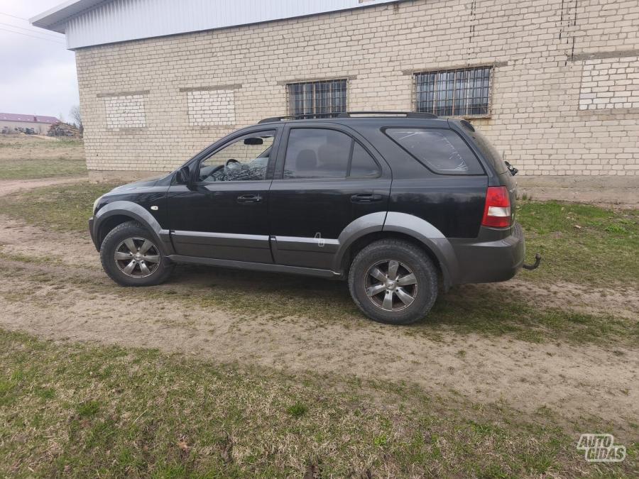 Melns Kia Sorento 2006 Ignalina, ar dzinēja tilpumu 2.50 L un nobraukumu 199 tūkst. km par 1550 €, foto 9 vietnē AUTOMOTO.COM.LV