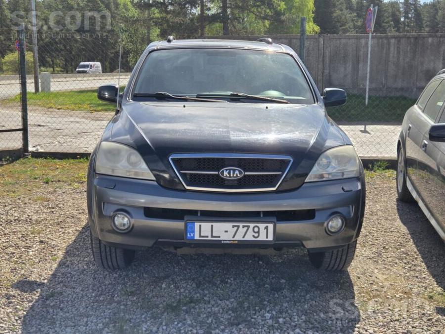 Melns Kia Sorento 2006 Rīga, ar dzinēja tilpumu 2.50 L un nobraukumu 340 tūkst. km par 1990 €, foto 6 vietnē AUTOMOTO.COM.LV