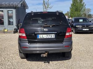 Melns Kia Sorento 2006 Rīga, ar dzinēja tilpumu 2.50 L un nobraukumu 340 tūkst. km par 1990 €, foto 7 vietnē AUTOMOTO.COM.LV