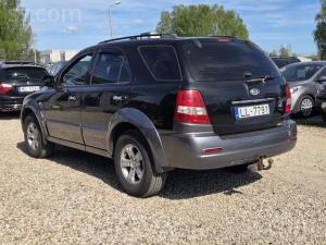 Melns Kia Sorento 2006 Rīga, ar dzinēja tilpumu 2.50 L un nobraukumu 340 tūkst. km par 1990 €, foto 8 vietnē AUTOMOTO.COM.LV