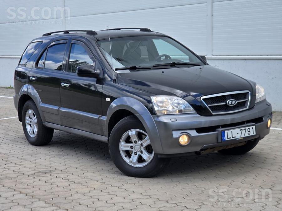 Melns Kia Sorento 2006 Rīga, ar dzinēja tilpumu 2.50 L un nobraukumu 340 tūkst. km par 2700 €, foto 3 vietnē AUTOMOTO.COM.LV