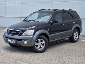 Melns Kia Sorento 2006 Rīga, ar dzinēja tilpumu 2.50 L un nobraukumu 340 tūkst. km par 2700 €, foto 5 vietnē AUTOMOTO.COM.LV