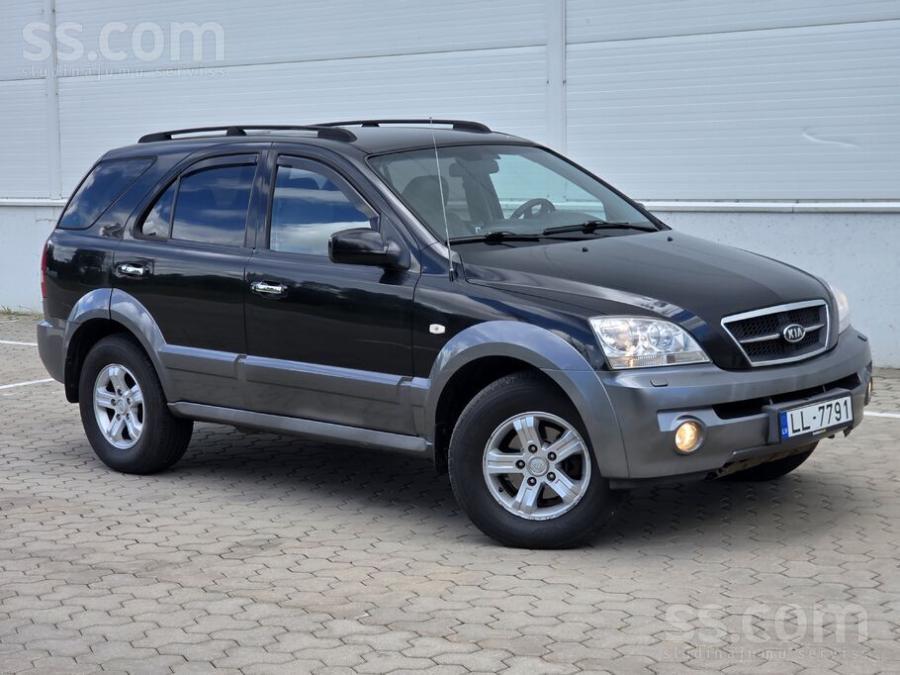 Melns Kia Sorento 2006 Rīga, ar dzinēja tilpumu 2.50 L un nobraukumu 340 tūkst. km par 2700 €, foto 9 vietnē AUTOMOTO.COM.LV