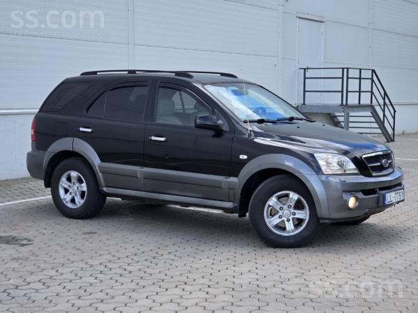 Melns Kia Sorento 2006 Rīga, ar dzinēja tilpumu 2.50 L un nobraukumu 340 tūkst. km par 2800 €, foto 10 vietnē AUTOMOTO.COM.LV
