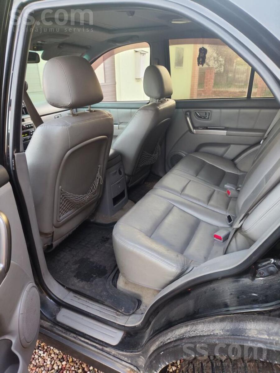 Melns Kia Sorento 2006 Daugavpils, ar dzinēja tilpumu 2.50 L un nobraukumu 355 tūkst. km par 2300 €, foto 7 vietnē AUTOMOTO.COM.LV