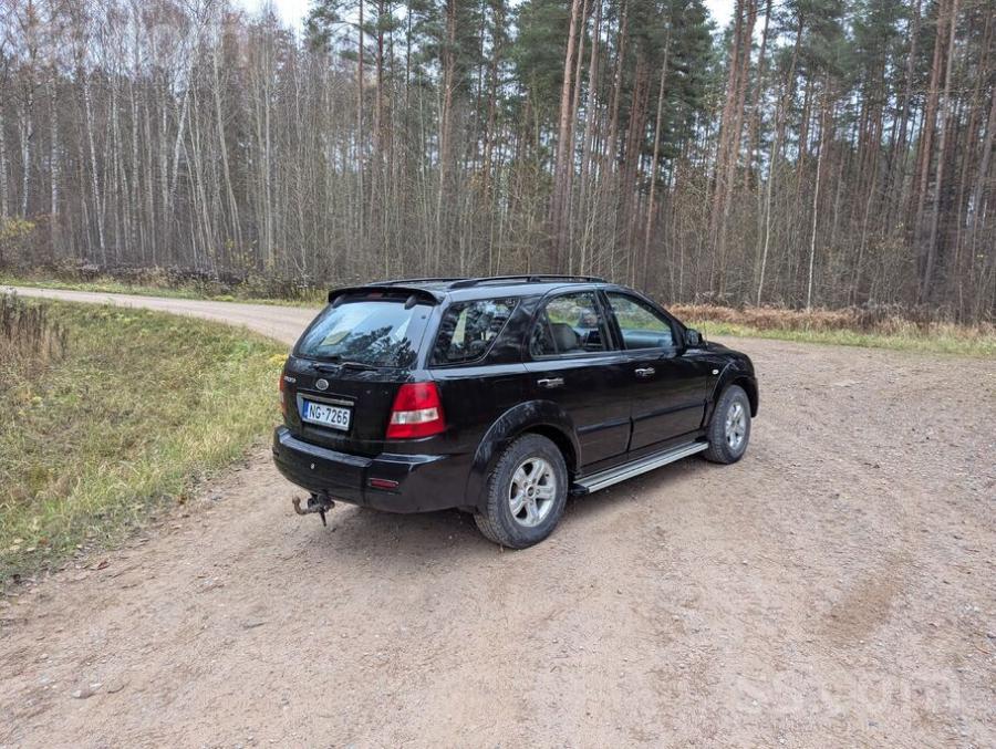 Черный Киа Соренто 2006 в Елгава, объемом двигателя 2.50 л и пробегом 252 тыс. км за 3100 €, фото 3 на AUTOMOTO.COM.LV