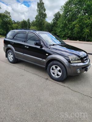 Melns Kia Sorento 2006 Dobele, ar dzinēja tilpumu 2.50 L un nobraukumu 293 tūkst. km par 1650 €, foto  vietnē AUTOMOTO.COM.LV