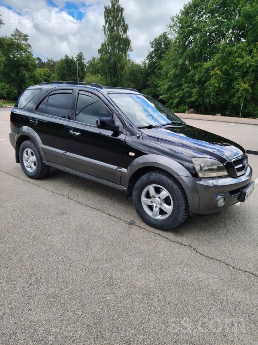 Melns Kia Sorento 2006 Dobele, ar dzinēja tilpumu 2.50 L un nobraukumu 293 tūkst. km par 1650 €, foto 1 vietnē AUTOMOTO.COM.LV