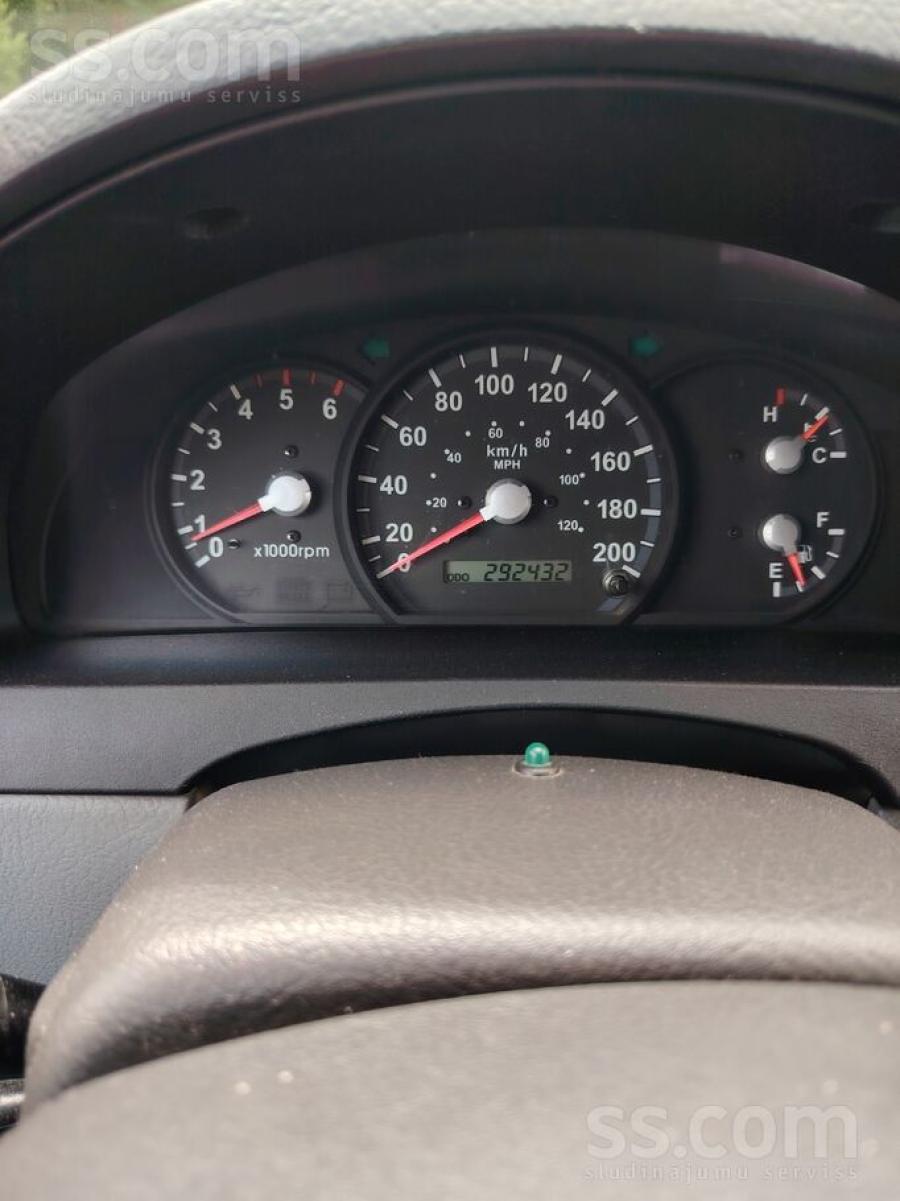 Melns Kia Sorento 2006 Dobele, ar dzinēja tilpumu 2.50 L un nobraukumu 293 tūkst. km par 1650 €, foto 8 vietnē AUTOMOTO.COM.LV