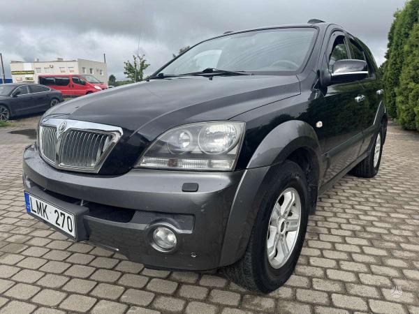 Melns Kia Sorento 2006 Kretinga, ar dzinēja tilpumu 2.50 L un nobraukumu 295 tūkst. km par 2495 €, foto 3 vietnē AUTOMOTO.COM.LV