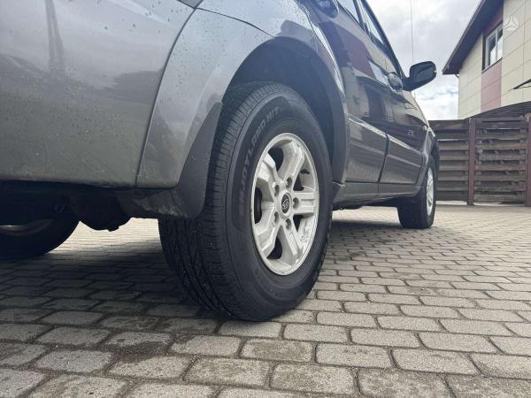 Melns Kia Sorento 2006 Kretinga, ar dzinēja tilpumu 2.50 L un nobraukumu 295 tūkst. km par 2495 €, foto 10 vietnē AUTOMOTO.COM.LV