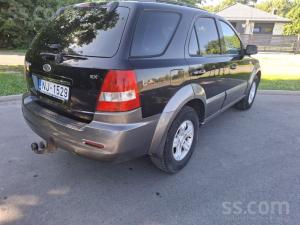 Melns Kia Sorento 2006 Rīga, ar dzinēja tilpumu 2.50 L un nobraukumu 187 tūkst. km par 1900 €, foto 4 vietnē AUTOMOTO.COM.LV