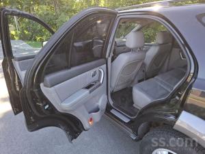 Melns Kia Sorento 2006 Rīga, ar dzinēja tilpumu 2.50 L un nobraukumu 187 tūkst. km par 1900 €, foto 8 vietnē AUTOMOTO.COM.LV