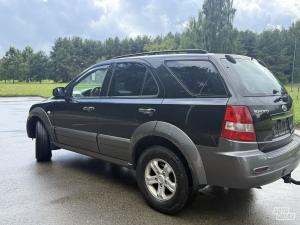 Melns Kia Sorento 2006 Prienai, ar dzinēja tilpumu 2.50 L un nobraukumu 224 tūkst. km par 2500 €, foto 5 vietnē AUTOMOTO.COM.LV