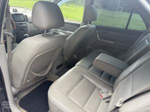 Melns Kia Sorento 2006 Prienai, ar dzinēja tilpumu 2.50 L un nobraukumu 224 tūkst. km par 2500 €, foto 19 vietnē AUTOMOTO.COM.LV
