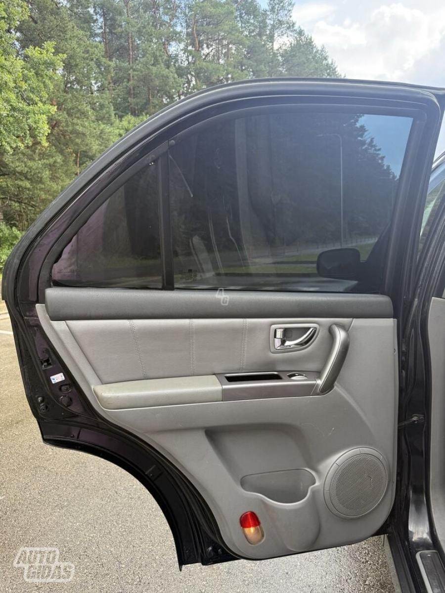 Melns Kia Sorento 2006 Prienai, ar dzinēja tilpumu 2.50 L un nobraukumu 224 tūkst. km par 2500 €, foto 20 vietnē AUTOMOTO.COM.LV
