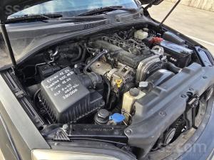 Melns Kia Sorento 2006 Rīga, ar dzinēja tilpumu 2.50 L un nobraukumu 330 tūkst. km par 4600 €, foto 12 vietnē AUTOMOTO.COM.LV