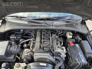Melns Kia Sorento 2006 Rīga, ar dzinēja tilpumu 2.50 L un nobraukumu 330 tūkst. km par 4600 €, foto 13 vietnē AUTOMOTO.COM.LV
