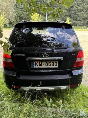 Melns Kia Sorento 2007 Rīga, ar dzinēja tilpumu 3.30 L un nobraukumu 186 tūkst. km par 2500 €, foto 3 vietnē AUTOMOTO.COM.LV