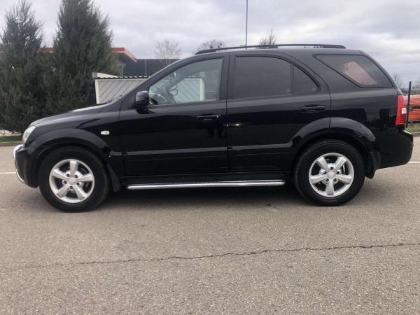 Melns Kia Sorento 2007 Kauņa, ar dzinēja tilpumu 2.50 L un nobraukumu 247 tūkst. km par 3500 €, foto 7 vietnē AUTOMOTO.COM.LV
