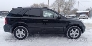 Melns Kia Sorento 2007 Jehvi, ar dzinēja tilpumu 3.30 L un nobraukumu 371 tūkst. km par 3000 €, foto 6 vietnē AUTOMOTO.COM.LV