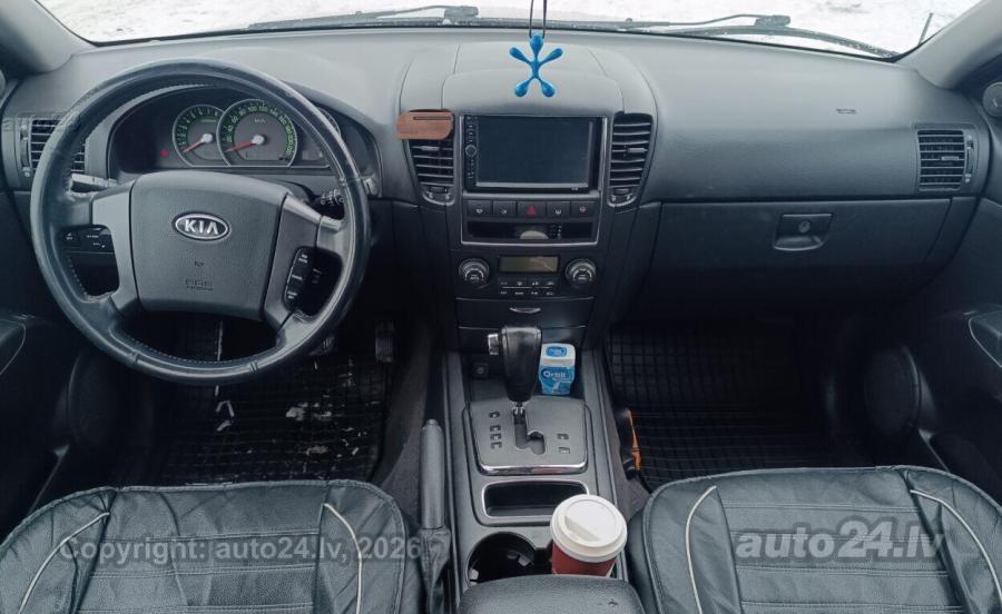 Melns Kia Sorento 2007 Jehvi, ar dzinēja tilpumu 3.30 L un nobraukumu 371 tūkst. km par 3000 €, foto 13 vietnē AUTOMOTO.COM.LV