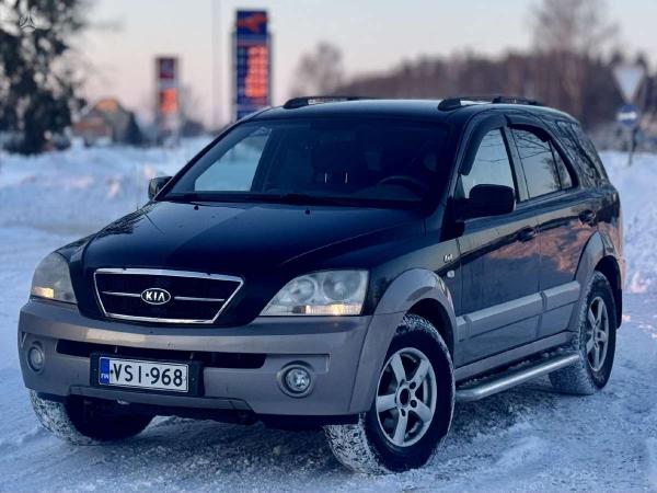 Black Kia Sorento 2007 in Radviliskis, with an engine capacity of 2.50 L and mileage of 276 thousand km for 2300 €, photo 2 on AUTOMOTO.COM.LV