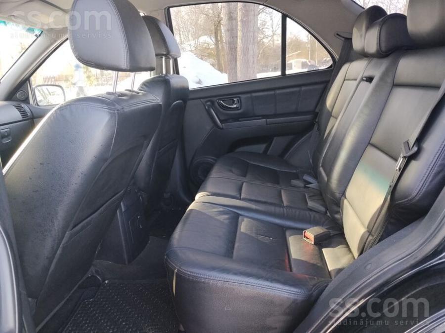 Melns Kia Sorento 2007 Rīga, ar dzinēja tilpumu 2.50 L un nobraukumu 316 tūkst. km par 3190 €, foto 25 vietnē AUTOMOTO.COM.LV