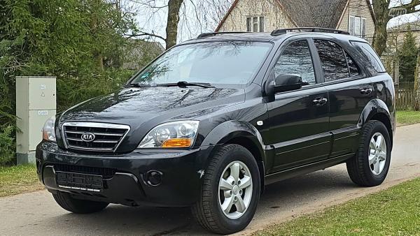 Melns Kia Sorento 2007 Marijampole, ar dzinēja tilpumu 2.50 L un nobraukumu 288 tūkst. km par 2799 €, foto 4 vietnē AUTOMOTO.COM.LV