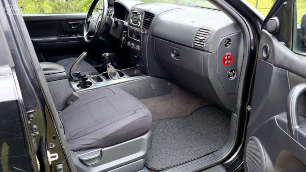 Melns Kia Sorento 2007 Marijampole, ar dzinēja tilpumu 2.50 L un nobraukumu 288 tūkst. km par 2799 €, foto 10 vietnē AUTOMOTO.COM.LV