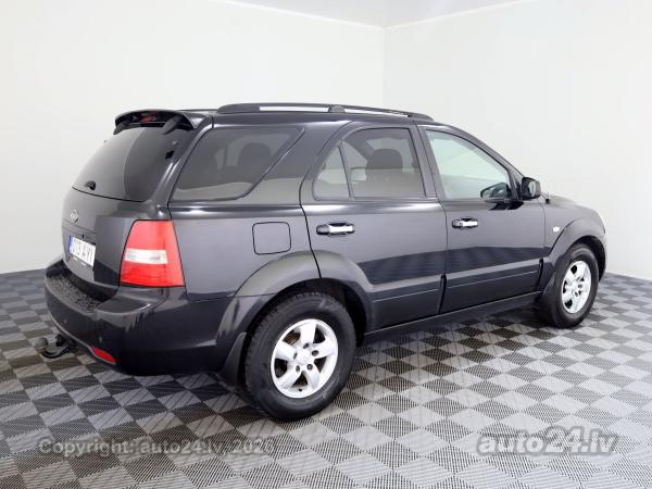 Melns Kia Sorento 2007 Tallina, ar dzinēja tilpumu 2.50 L un nobraukumu 429 tūkst. km par 2199 €, foto 3 vietnē AUTOMOTO.COM.LV