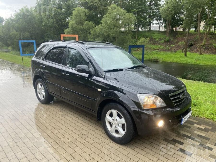 Черный Киа Соренто 2007 в Резекне, объемом двигателя 2.50 л и пробегом 0 тыс. км за 3750 €, фото 3 на AUTOMOTO.COM.LV