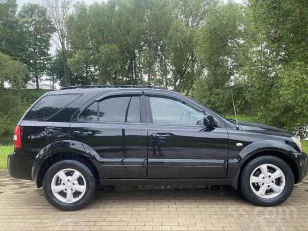 Melns Kia Sorento 2007 Rēzekne, ar dzinēja tilpumu 2.50 L un nobraukumu 0 tūkst. km par 3750 €, foto 6 vietnē AUTOMOTO.COM.LV
