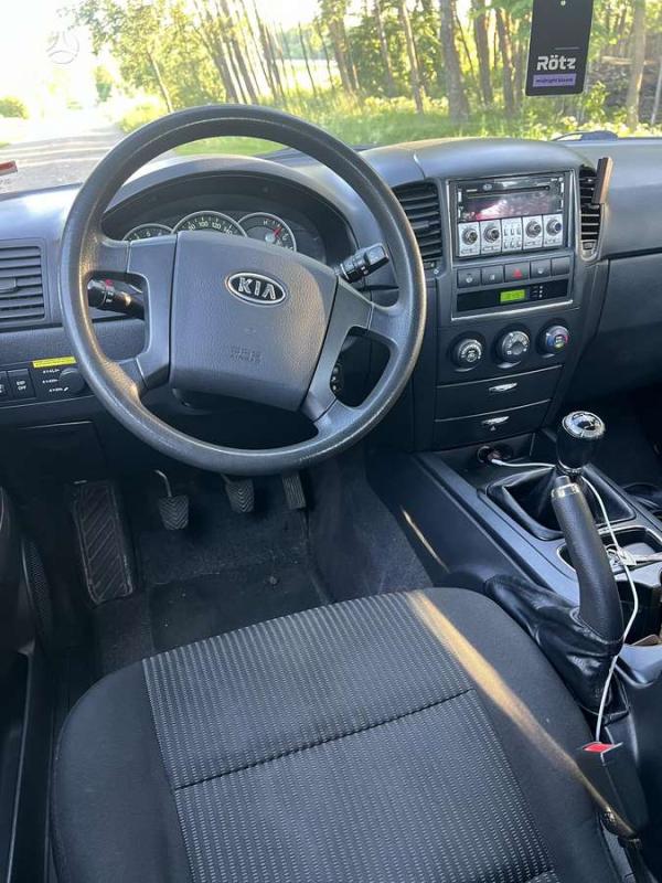 Melns Kia Sorento 2007 Utena, ar dzinēja tilpumu 2.50 L un nobraukumu 216 tūkst. km par 2550 €, foto 7 vietnē AUTOMOTO.COM.LV