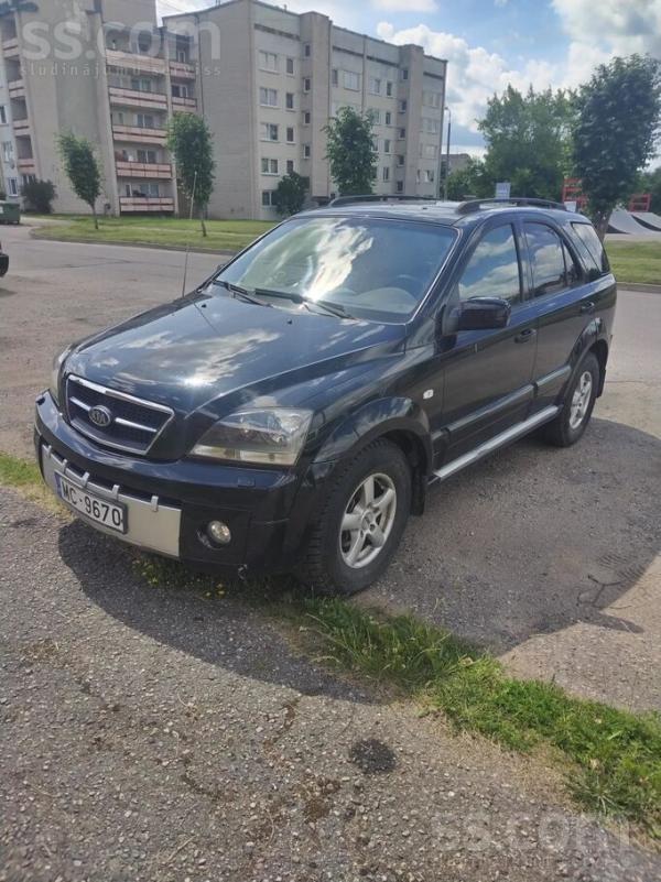 Черный Киа Соренто 2007 в Краслава, объемом двигателя 2.50 л и пробегом 220 тыс. км за 1500 €, фото 1 на AUTOMOTO.COM.LV