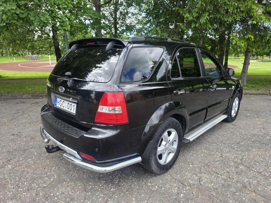 Melns Kia Sorento 2007 Jurbarkas, ar dzinēja tilpumu 2.50 L un nobraukumu 290 tūkst. km par 2950 €, foto 4 vietnē AUTOMOTO.COM.LV