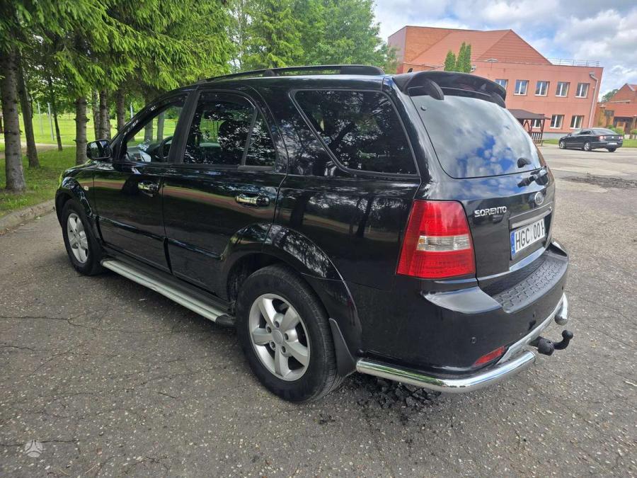 Melns Kia Sorento 2007 Jurbarkas, ar dzinēja tilpumu 2.50 L un nobraukumu 290 tūkst. km par 2950 €, foto 5 vietnē AUTOMOTO.COM.LV