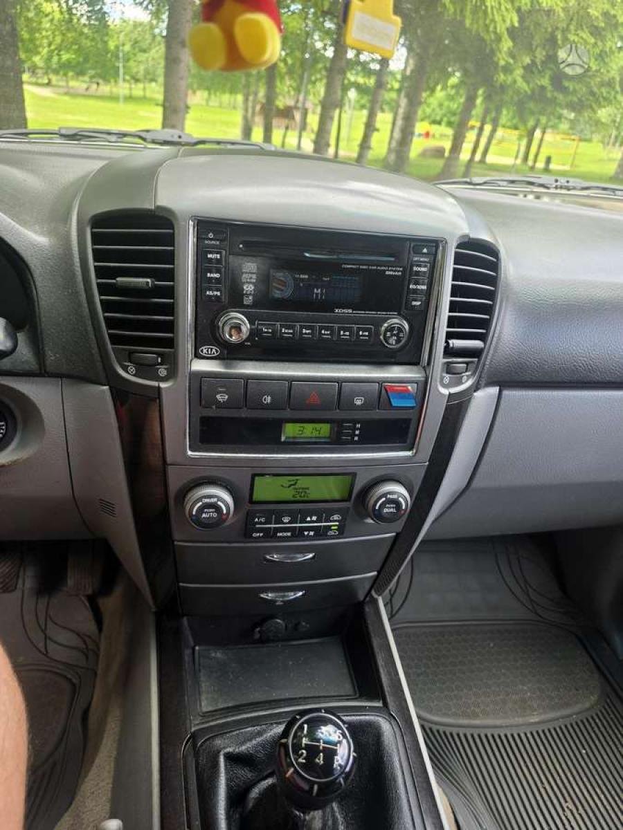 Melns Kia Sorento 2007 Jurbarkas, ar dzinēja tilpumu 2.50 L un nobraukumu 290 tūkst. km par 2950 €, foto 7 vietnē AUTOMOTO.COM.LV