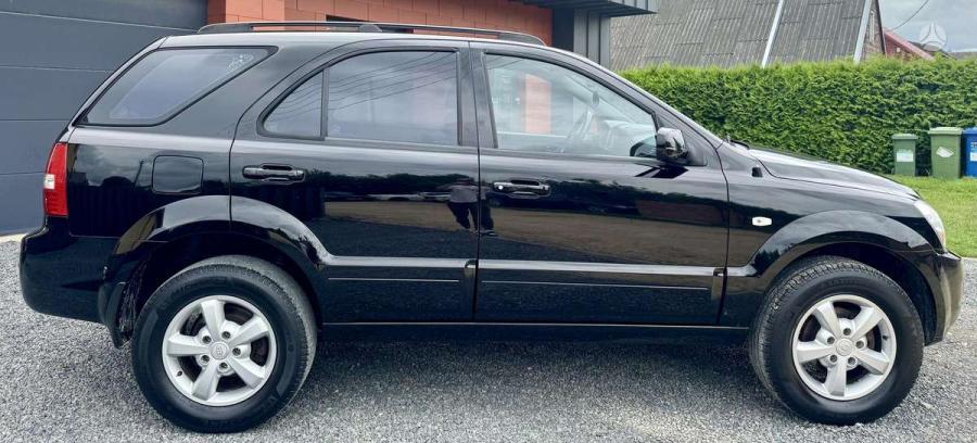 Melns Kia Sorento 2007 Marijampole, ar dzinēja tilpumu 2.50 L un nobraukumu 242 tūkst. km par 4200 €, foto 8 vietnē AUTOMOTO.COM.LV