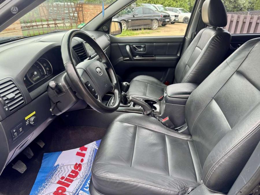 Melns Kia Sorento 2007 Marijampole, ar dzinēja tilpumu 2.50 L un nobraukumu 242 tūkst. km par 4200 €, foto 13 vietnē AUTOMOTO.COM.LV