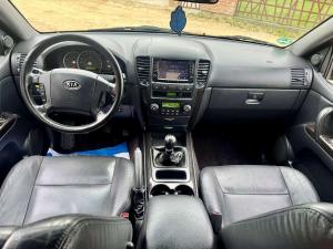 Melns Kia Sorento 2007 Marijampole, ar dzinēja tilpumu 2.50 L un nobraukumu 242 tūkst. km par 4200 €, foto 15 vietnē AUTOMOTO.COM.LV