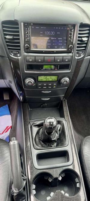 Melns Kia Sorento 2007 Marijampole, ar dzinēja tilpumu 2.50 L un nobraukumu 242 tūkst. km par 4200 €, foto 17 vietnē AUTOMOTO.COM.LV