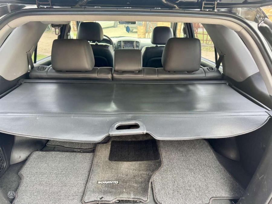Melns Kia Sorento 2007 Marijampole, ar dzinēja tilpumu 2.50 L un nobraukumu 242 tūkst. km par 4200 €, foto 25 vietnē AUTOMOTO.COM.LV