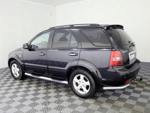 Black Kia Sorento 2007 in Tallinn, with an engine capacity of 2.50 L and mileage of 238 thousand km for 2199 €, photo 12 on AUTOMOTO.COM.LV