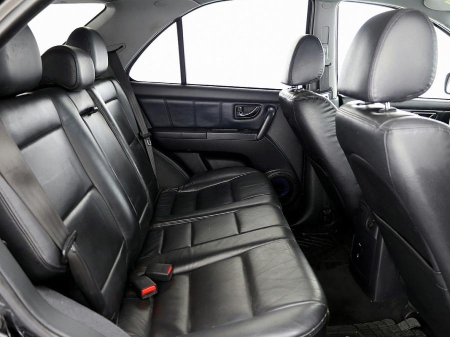Black Kia Sorento 2007 in Tallinn, with an engine capacity of 2.50 L and mileage of 238 thousand km for 2199 €, photo 15 on AUTOMOTO.COM.LV